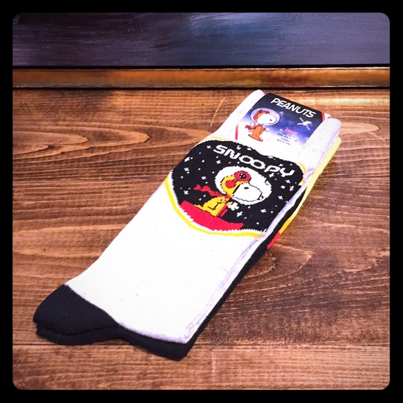 Peanuts | Underwear & Socks | Snoopy Peanuts Astronaut Crew Socks Set ...